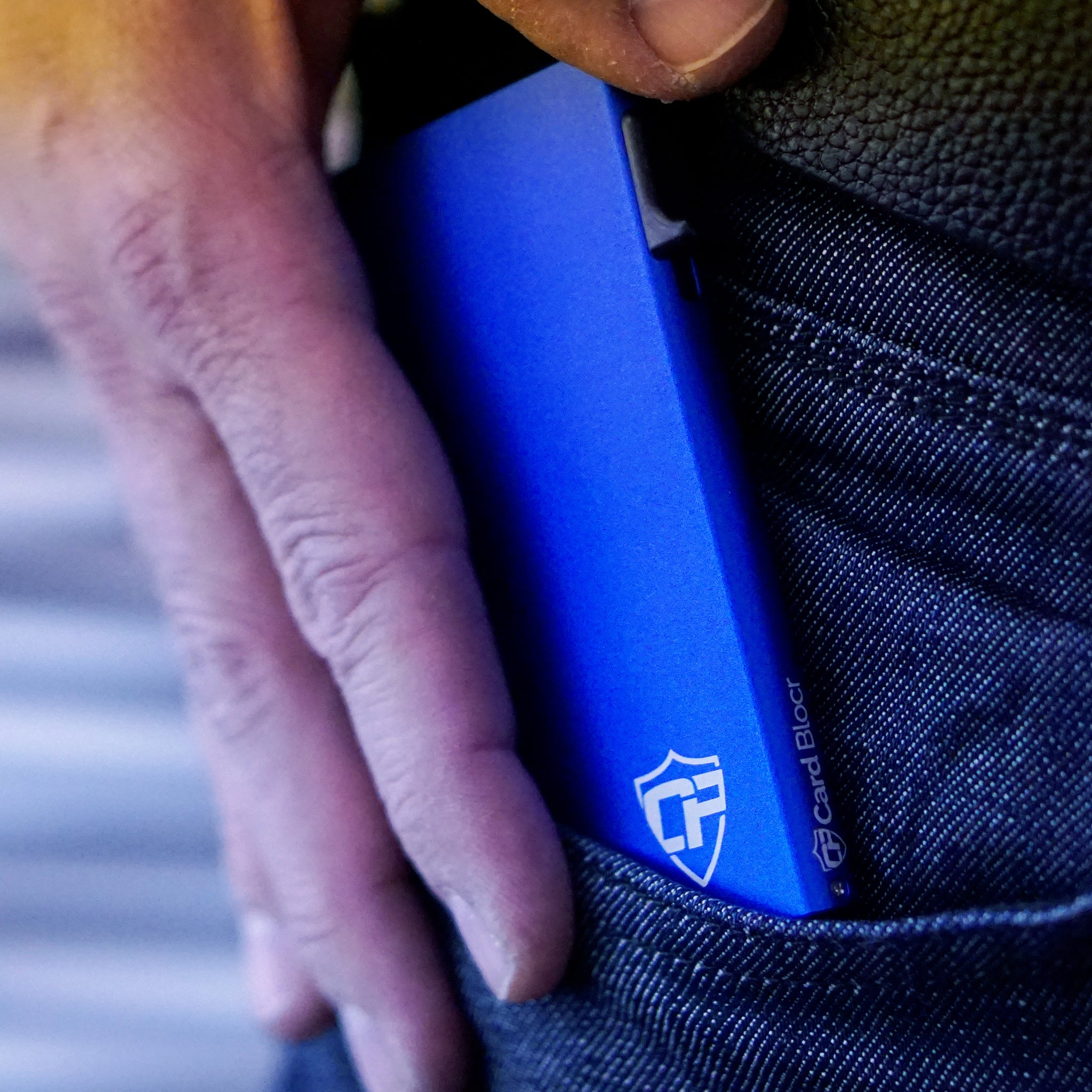 Card Blocr Credit Card Holder Blue Trigger Wallet – Conceal Plus